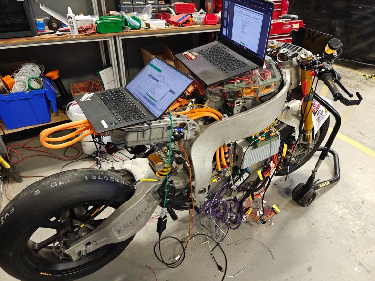 Join SPARK – SPARK Electric Racing 2025